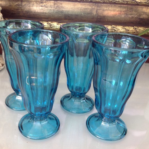 Dining | 4 Beautiful Blue Ice Cream Float Or Sundae Dishes | Poshmark